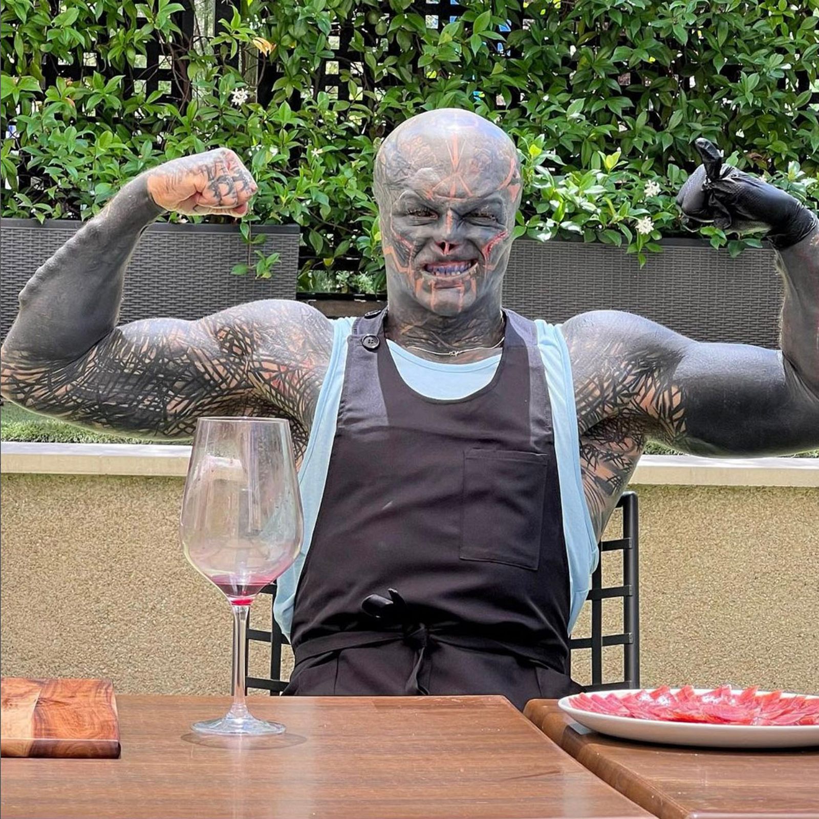 Alien-Mann wird in Restaurants nicht bedient | BRAVO