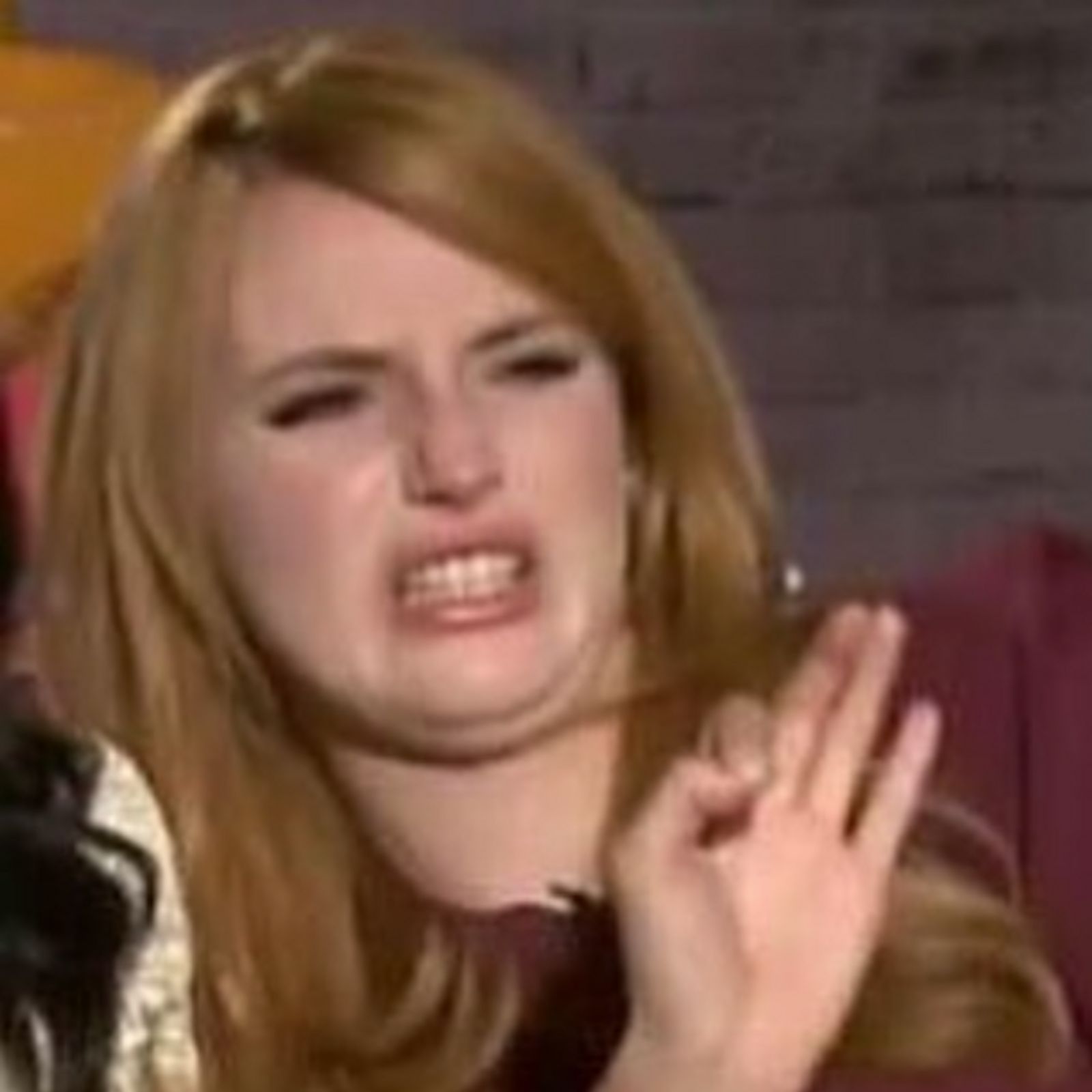 Bella Thorne Bilder: Lustiges Meme | Bella Thorne: Ihr Ekeltagebuch | BRAVO