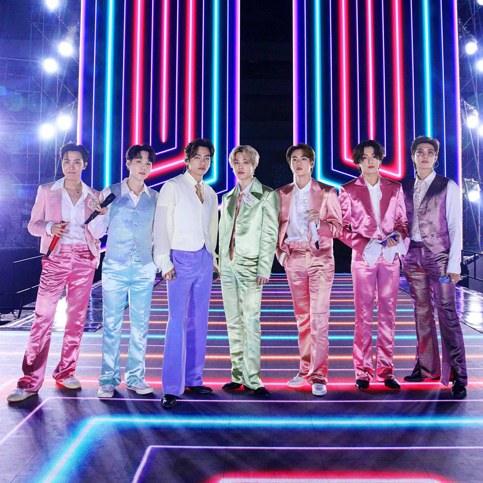 BTS | Die beliebtesten Boybands aller Zeiten!? | BRAVO