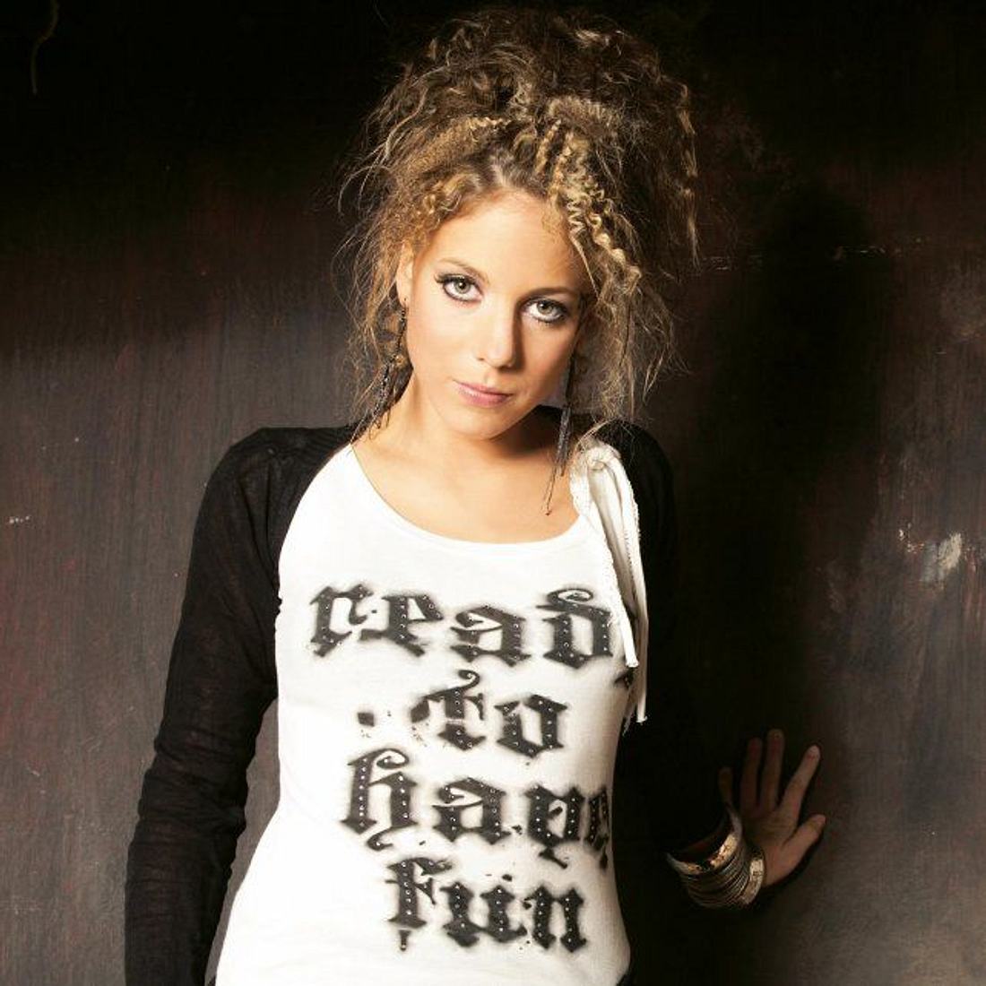 LaFee verrät ihre 50 größten Geheimnisse! | LaFee verrät ihre 50 ...