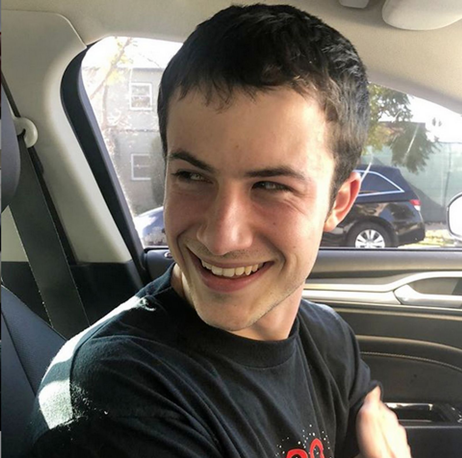 Dylan Minnette | Die Netflix Millionäre! So reich sind die Stars | BRAVO