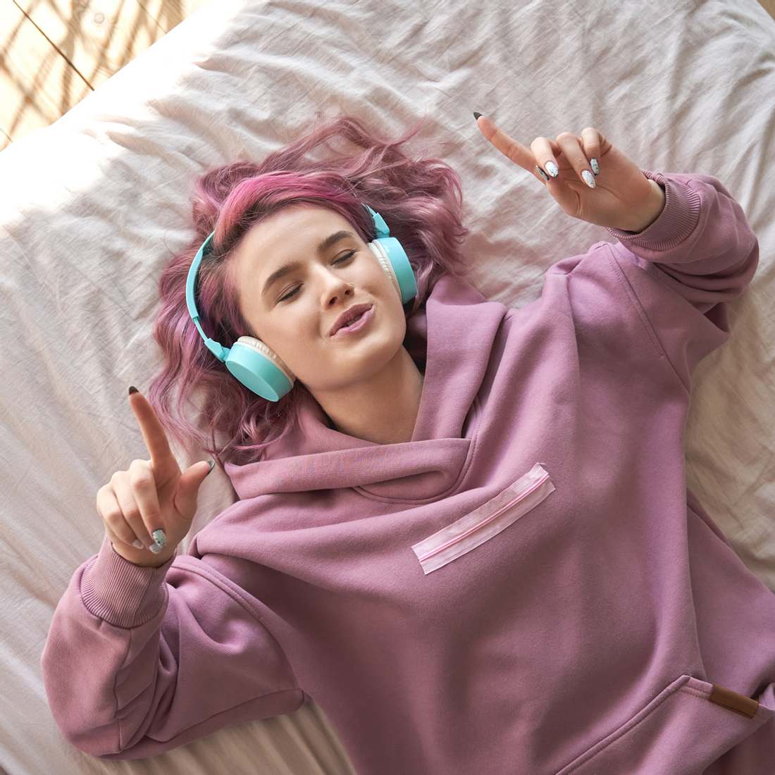 Girl-Power: Die besten Songs für mehr Selbstliebe und Selbstbewusstsein ... Girl-Power: Die besten Songs für mehr Selbstliebe und Selbstbewusstsein ...