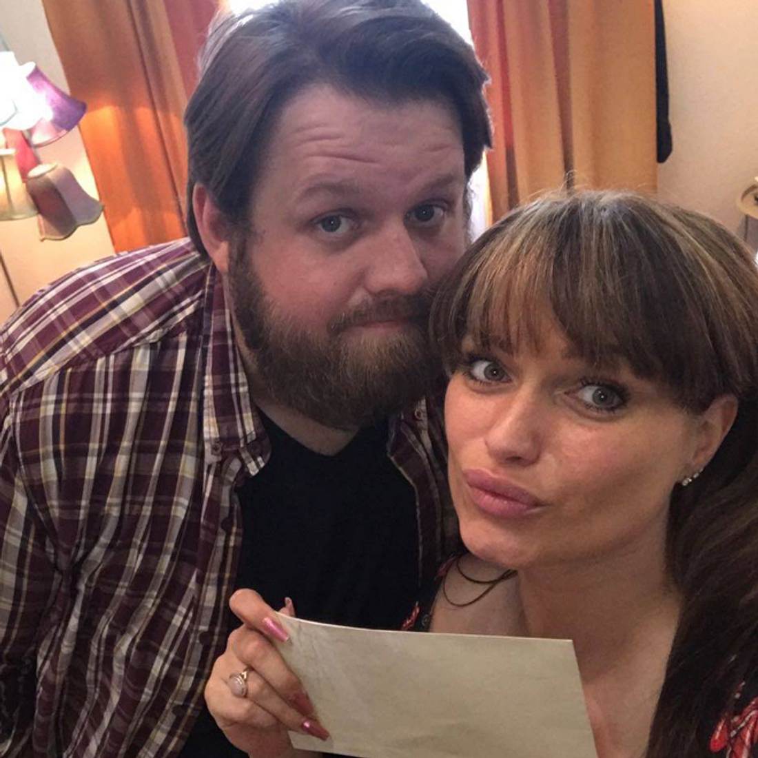 "Köln 50667" Vorschau: Jan und Holly sind nackt im Internet | BRAVO