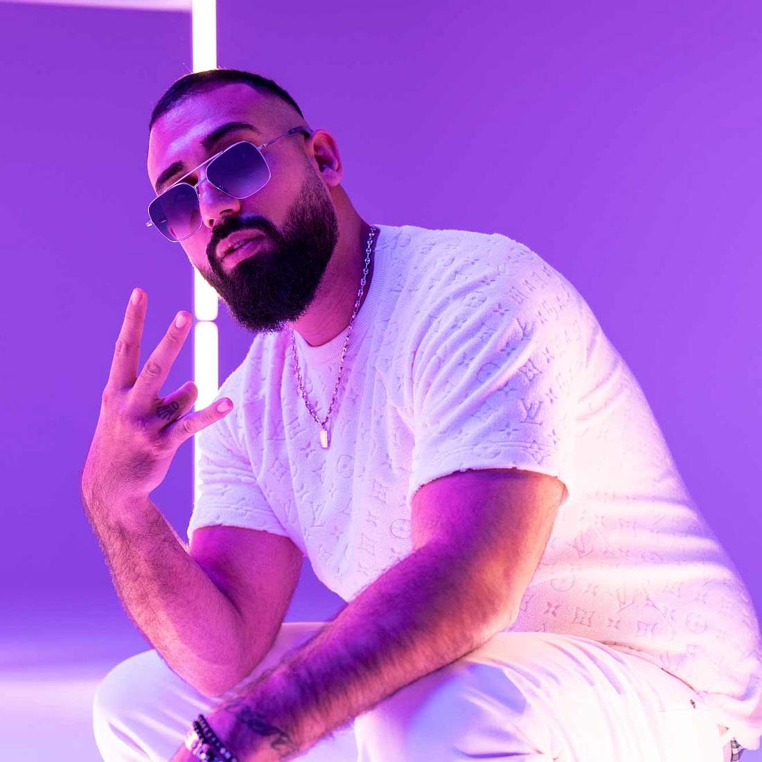 KMN-Gang: Zuna eröffnet eigenen Friseursalon | BRAVO