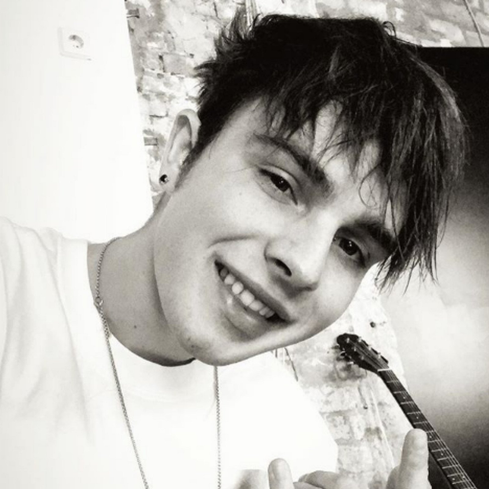 Mike Singer: Süße Tradition auf Tour | BRAVO