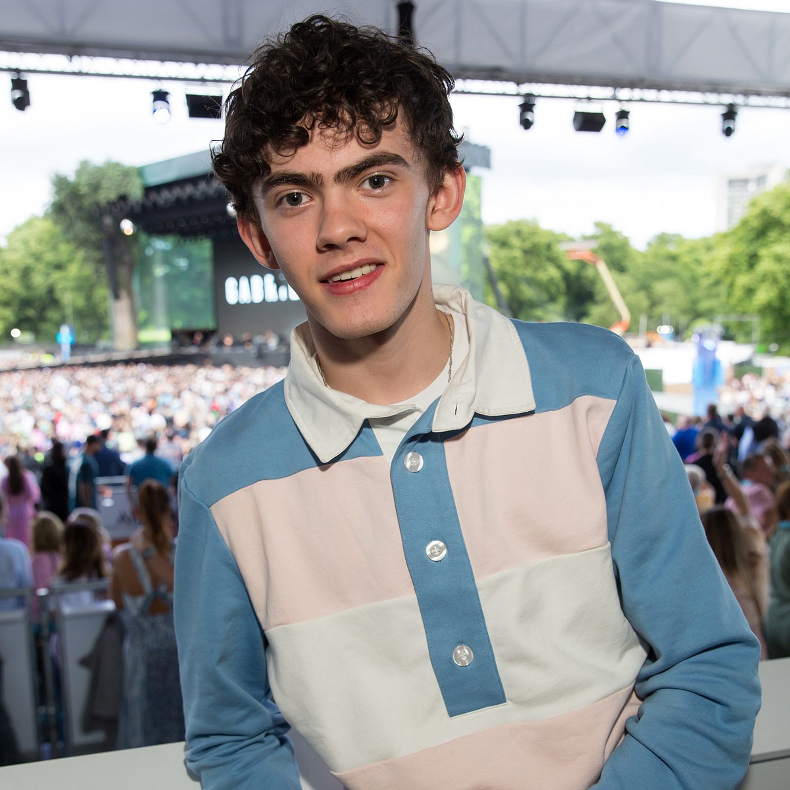 Netflix: "Heartstopper"-Star wird Marvel-Held! | BRAVO