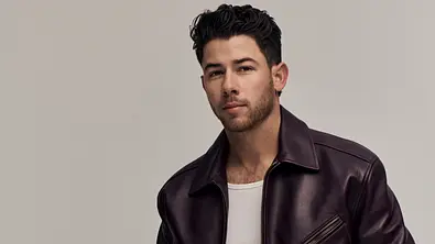 Jonathan Bailey: 10 Fakten über den "Bridgerton" und "Wicked"-Star | BRAVO