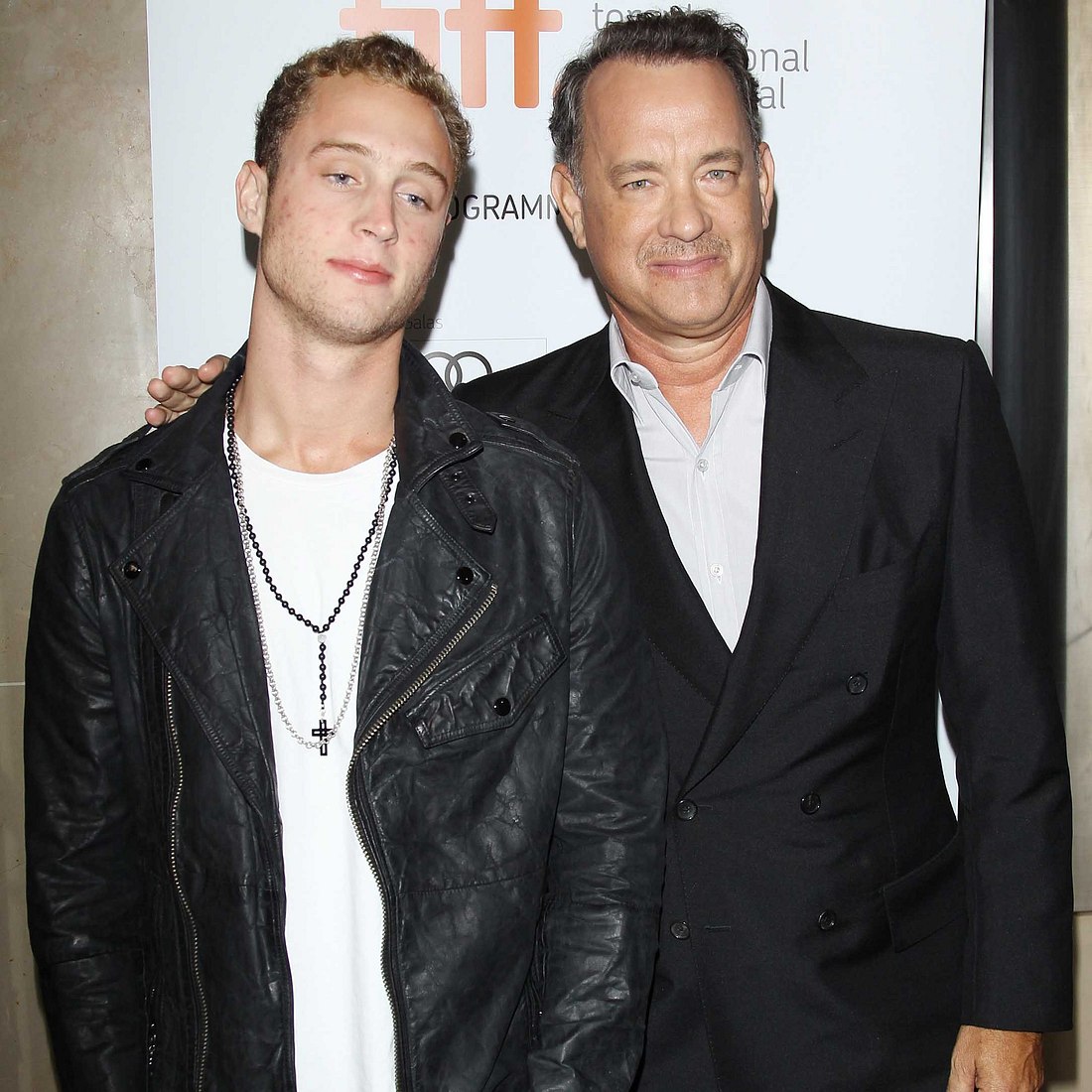 Tom Hanks: Sohn startet Skandal Rap Karriere - zu krass!!! | BRAVO